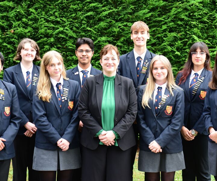 Welcome to Woking High School